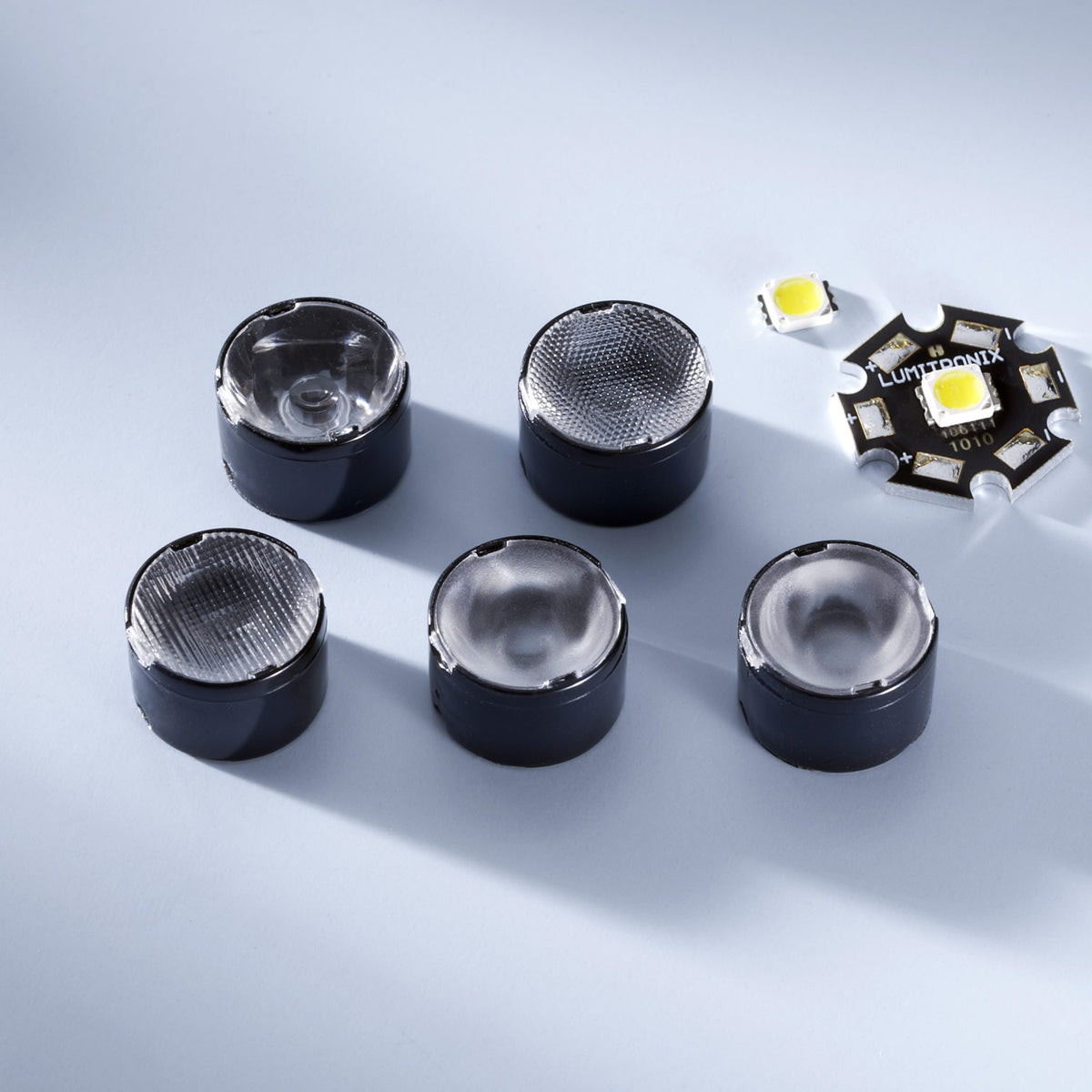 LEDiL TINA LED-Linse, 16,1mm, versch. Abstrahlwinkel • Linsen & Optiken ...
